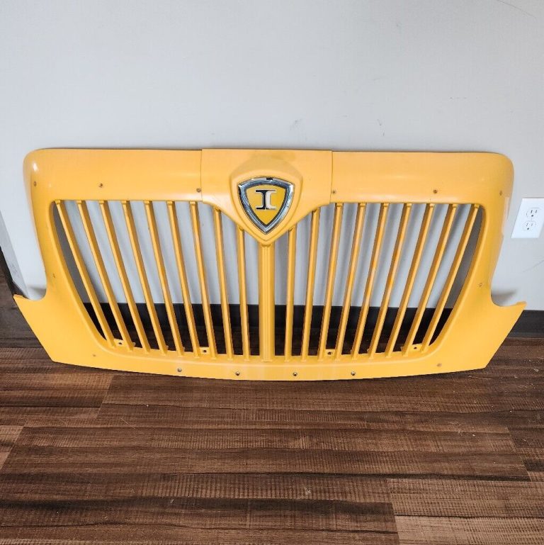 3600230C95 Grille IC Corporation CE - Quality Bus & Truck Parts